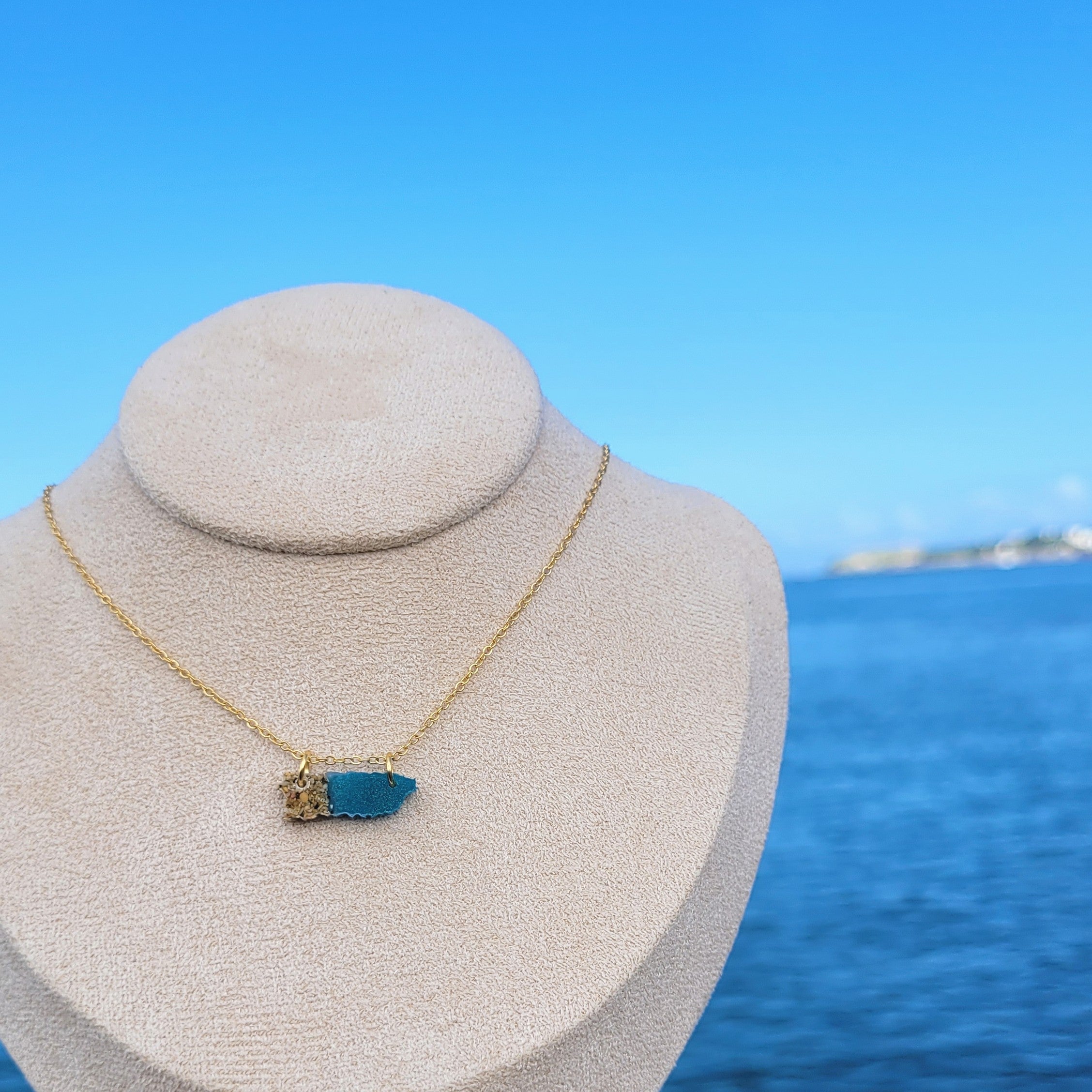 PR Island Necklace – Chestnut Lark Resin Jewelry